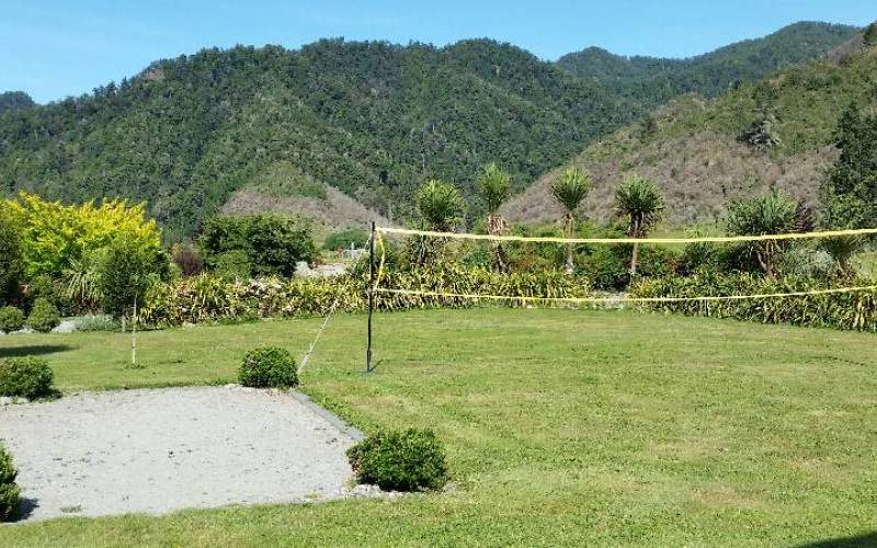 Murchison Motorhome Park | Full Service Camp | New Zealand